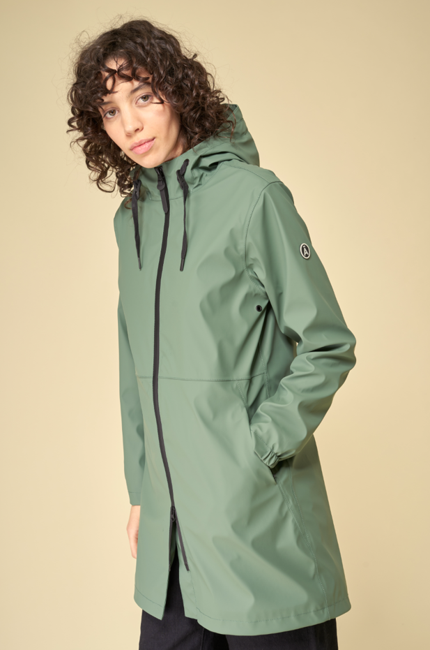 The Vand - Stylish insulated, waterproof, windproof women's raincoat ...